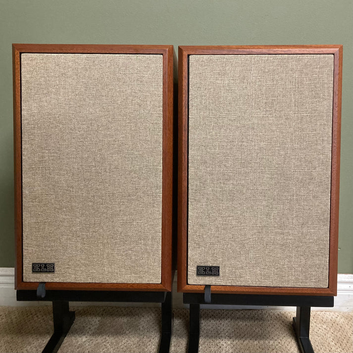 KLH Model Three DEMO – Audio Connection